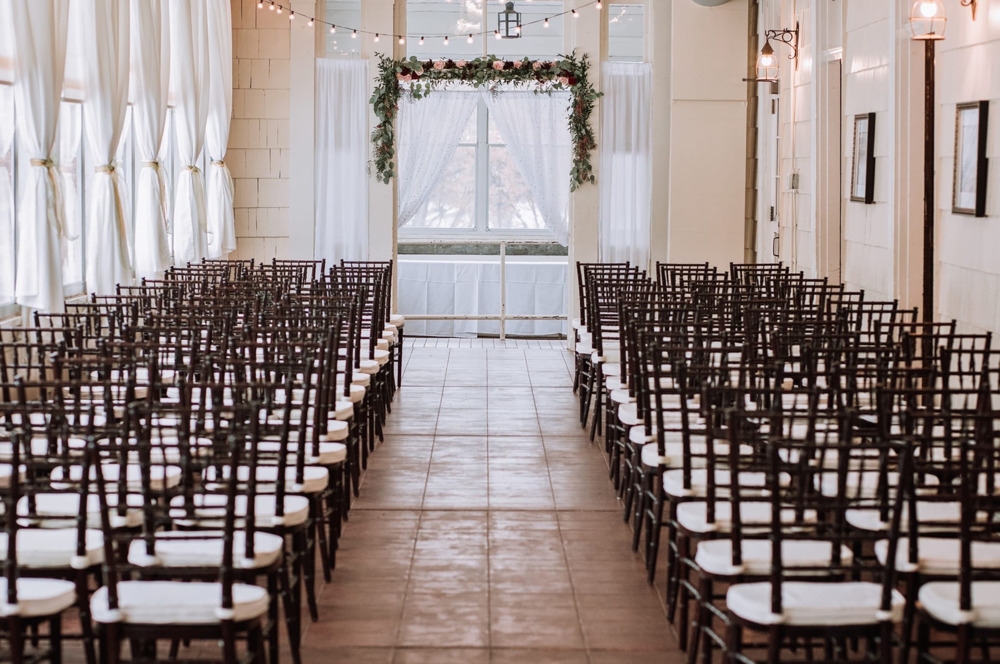 Columbia Manor | Luci and Kee Onn - Artemisia Studios
