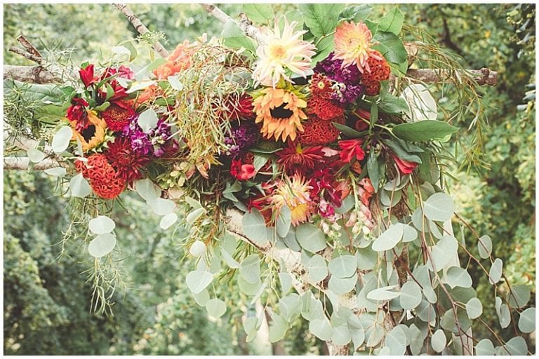 Fall Wedding Flowers | Nicollet Island Pavilion | Michelle and Ian