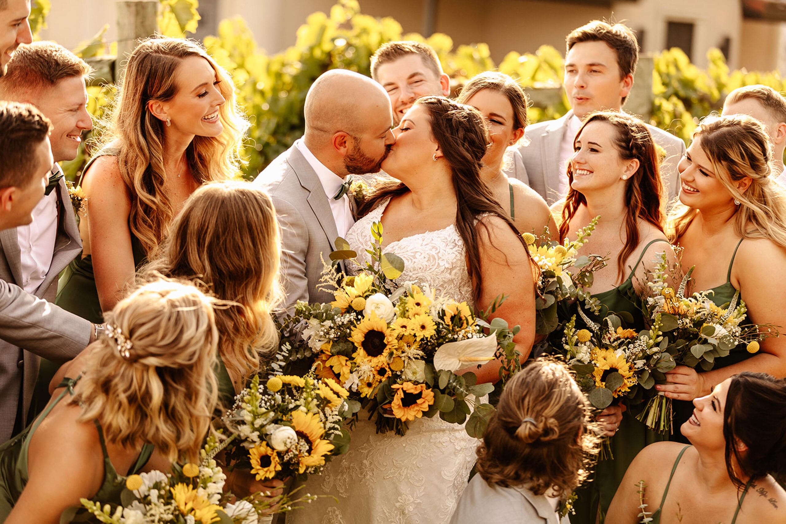 Bright Summer Wedding - Artemisia Studios